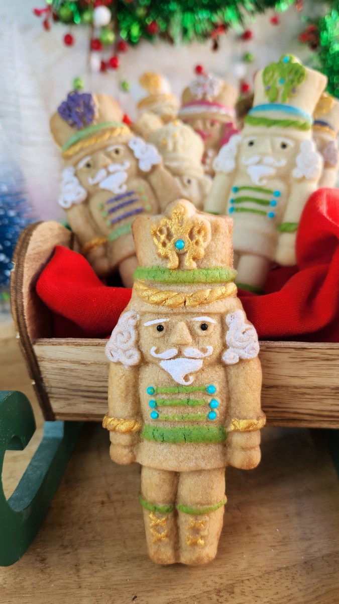 Nutcracker Silicone Cookie Mold – Artesão Cookie Molds